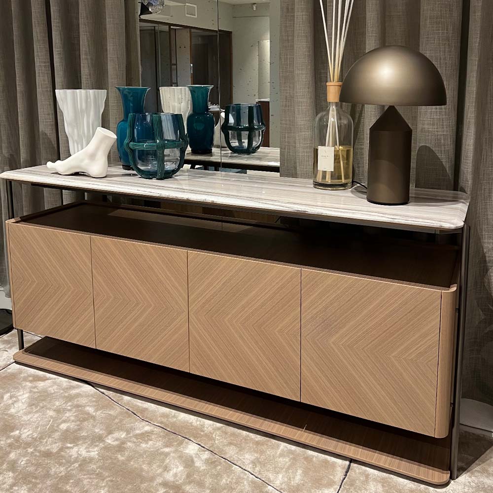 Skyline - Interni now